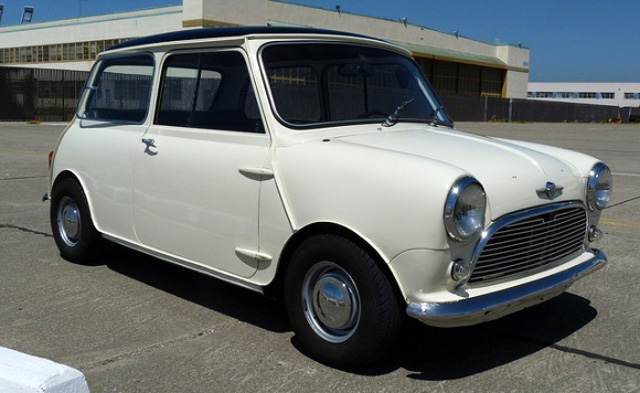 Bring a Trailer: 1960 Morris Mini - MotoringFile