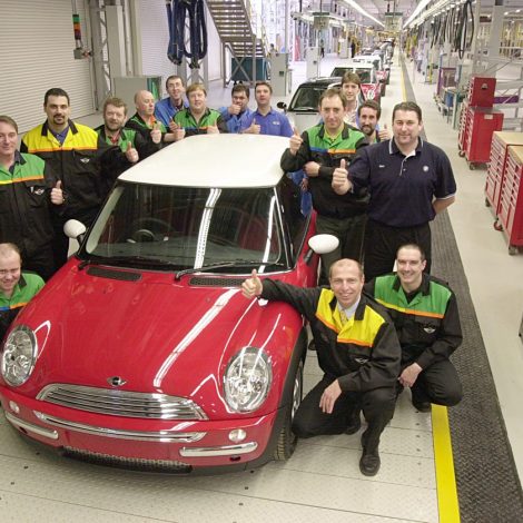 A Photo Tour of MINI Production at Oxford - MotoringFile
