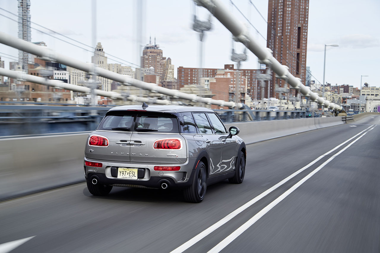 MINIs Takes New York - the Ultimate Gallery - MotoringFile