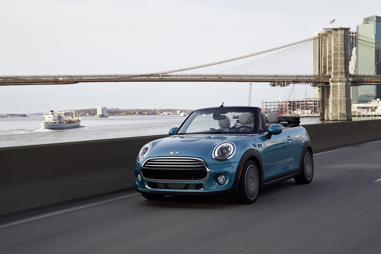 MINIs Takes New York - the Ultimate Gallery - MotoringFile