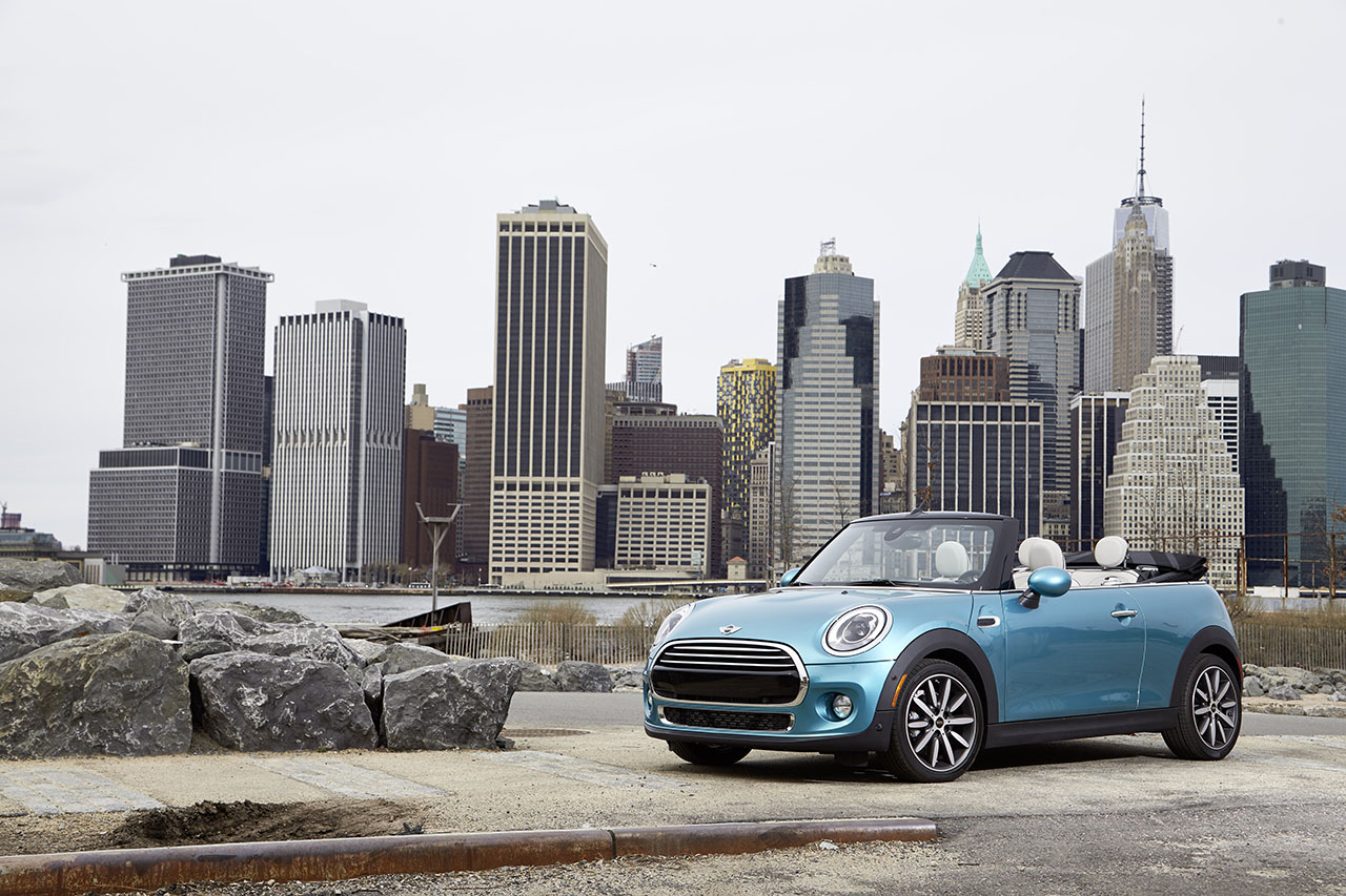 MINIs Takes New York - the Ultimate Gallery - MotoringFile