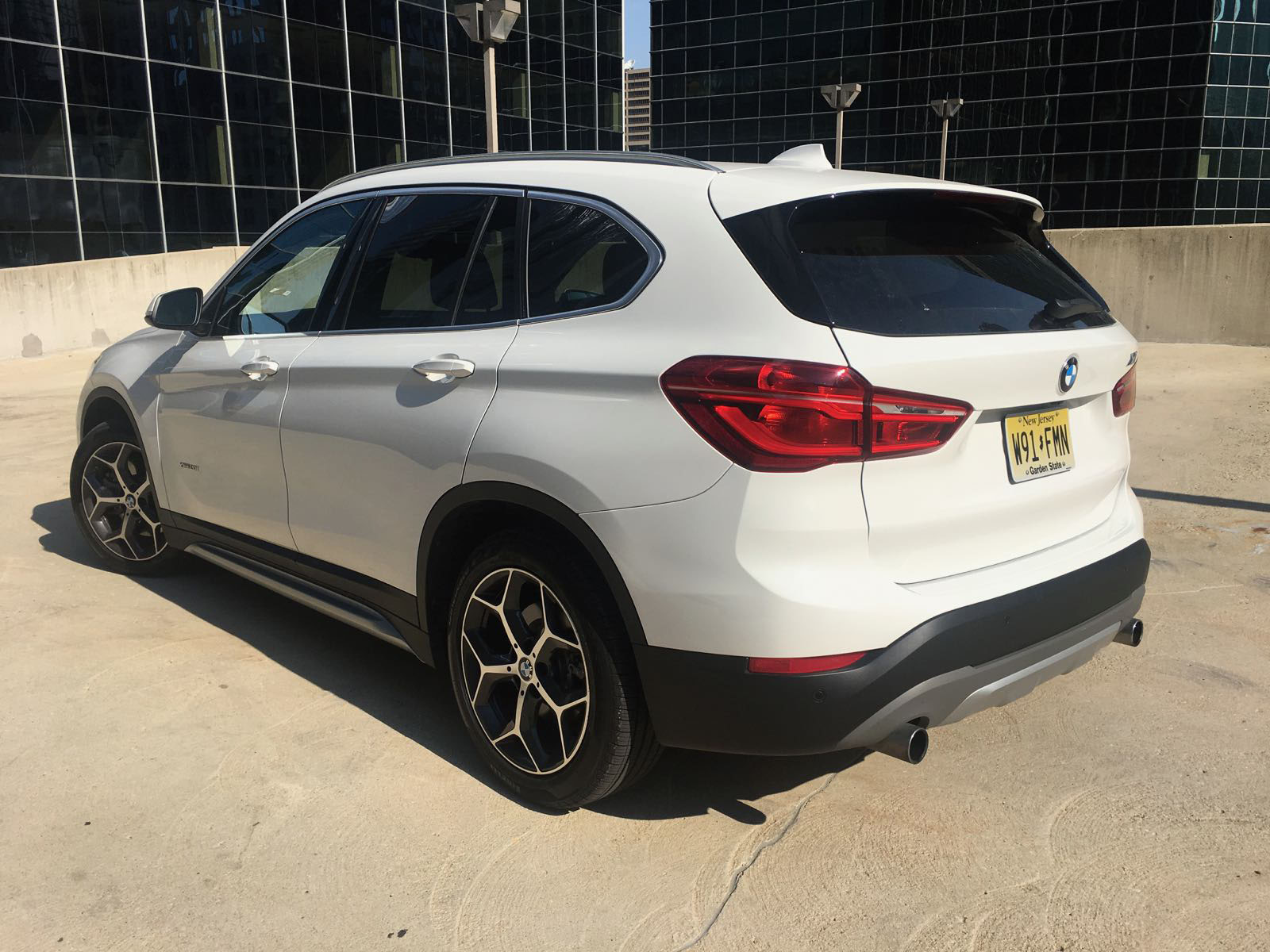 MF Review: The BMW X1 vs the MINI Clubman - MotoringFile