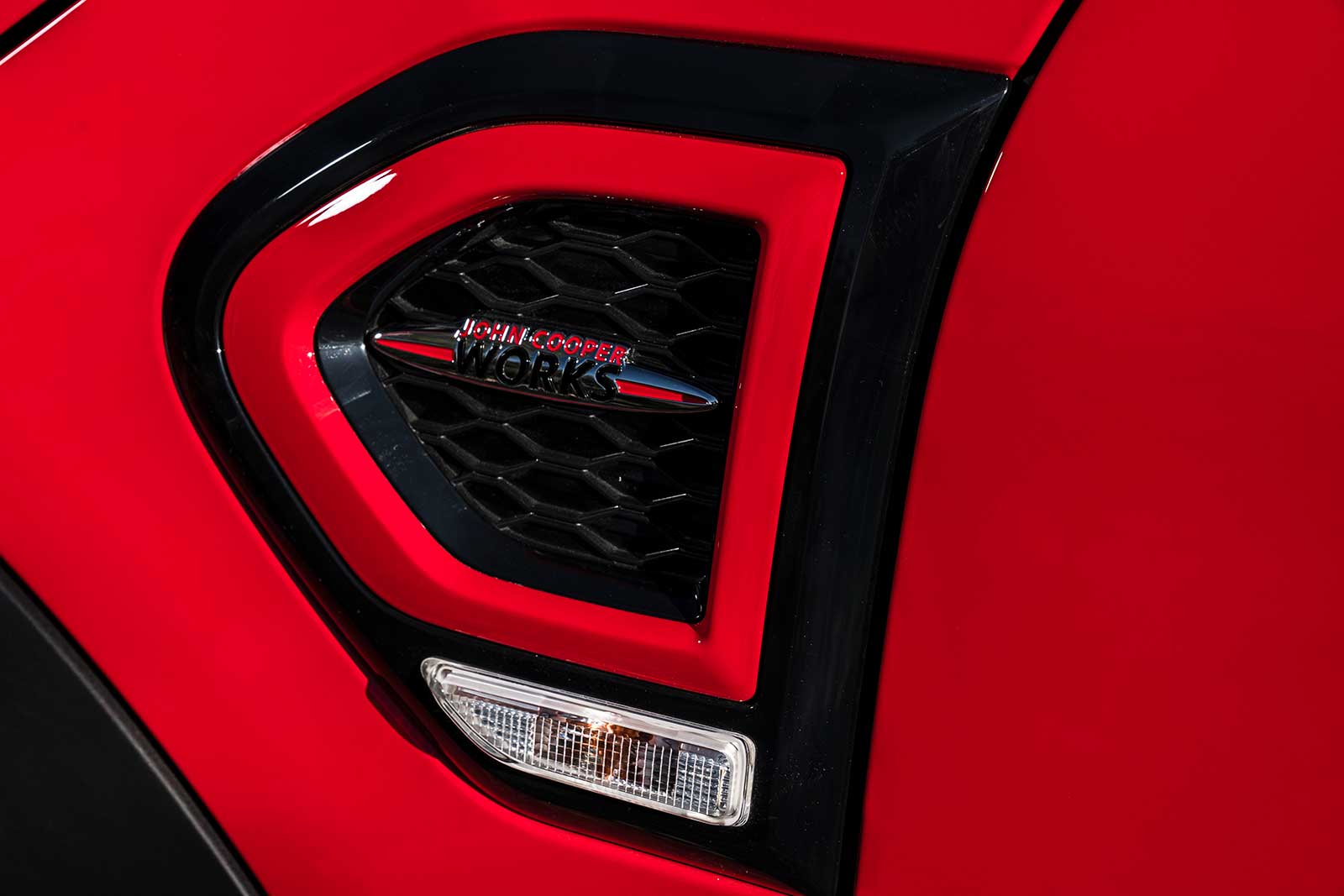 F60_JCW_countryman_466 - MotoringFile