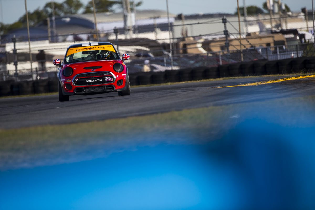 MINI JCW Team Has a Successful 'Roar' - MotoringFile