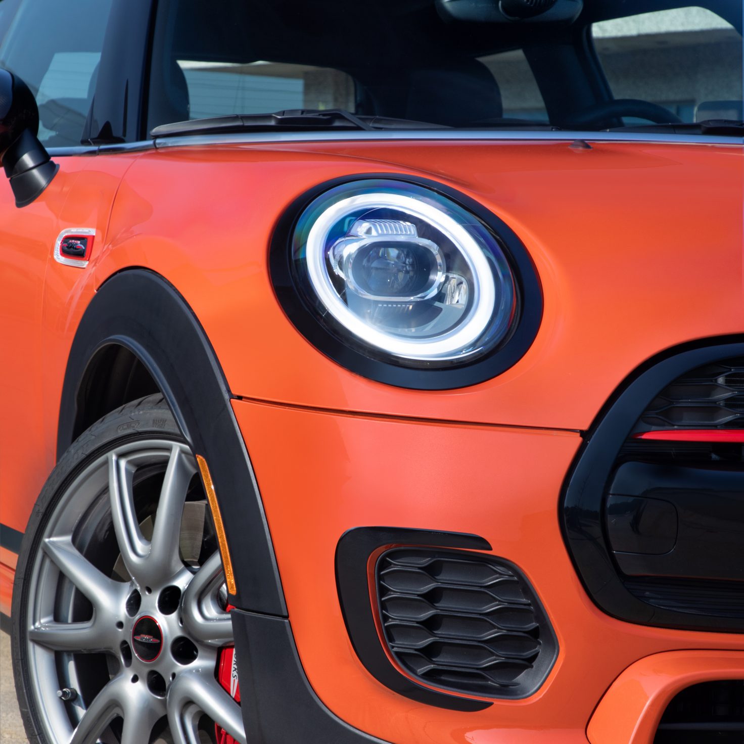Premier: MINI JCW International Orange Edition - MotoringFile