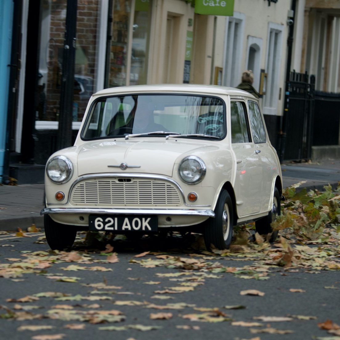A Look Back at the Original 1959 Classic Mini w/Photo Gallery ...