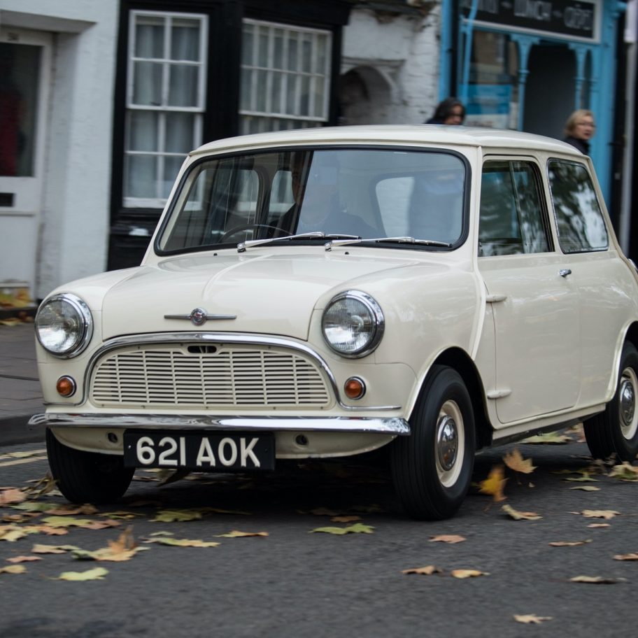 A Look Back at the Original 1959 Classic Mini w/Photo Gallery ...