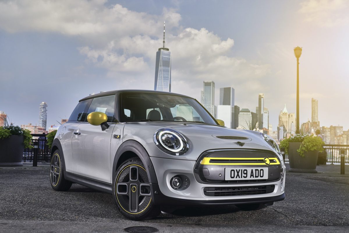 Electric MINI Cooper SE Range, Charging Time and other Data - MotoringFile