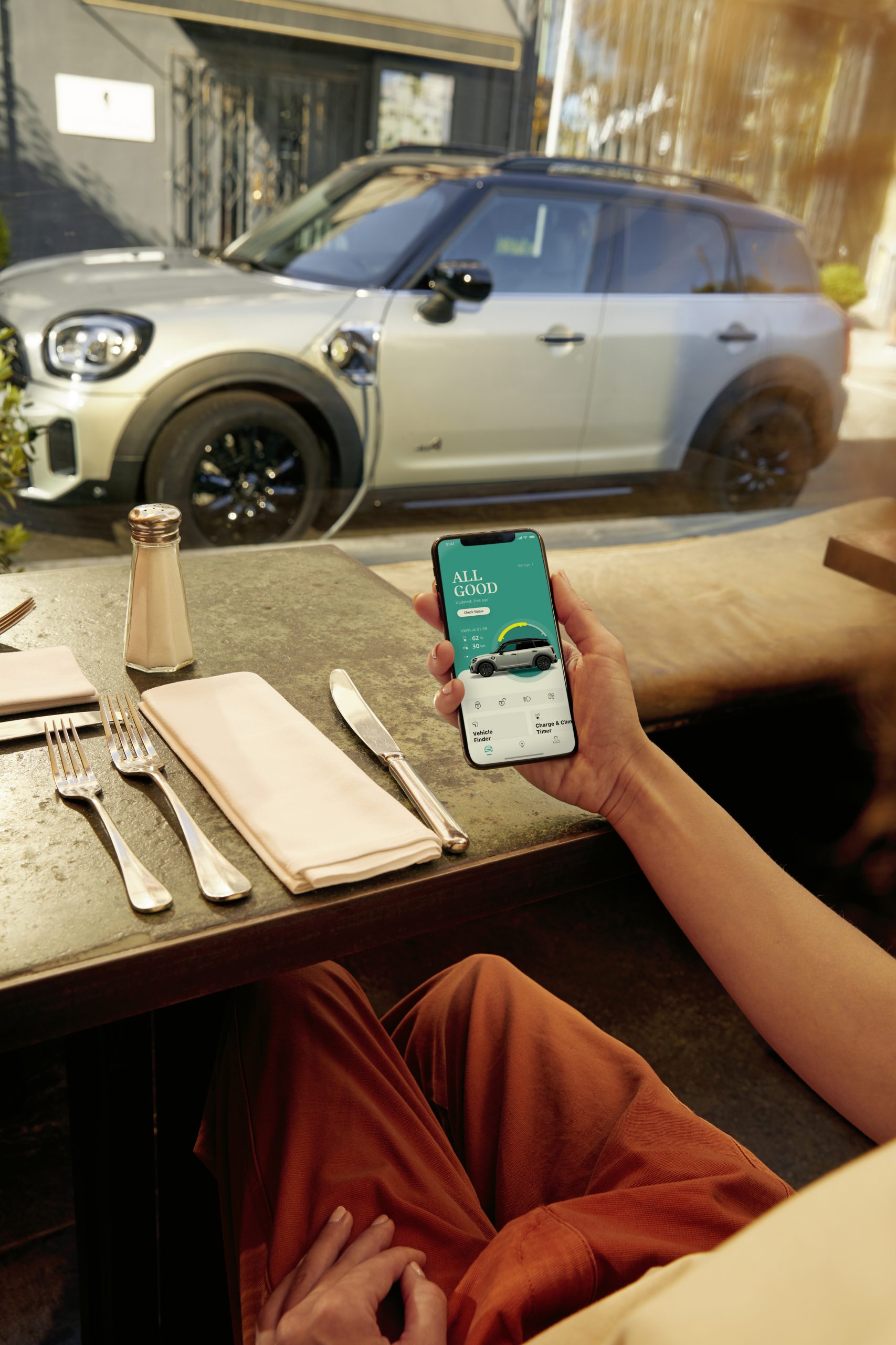 The New MINI App - Reimagined for a New Generation of MINIs - MotoringFile