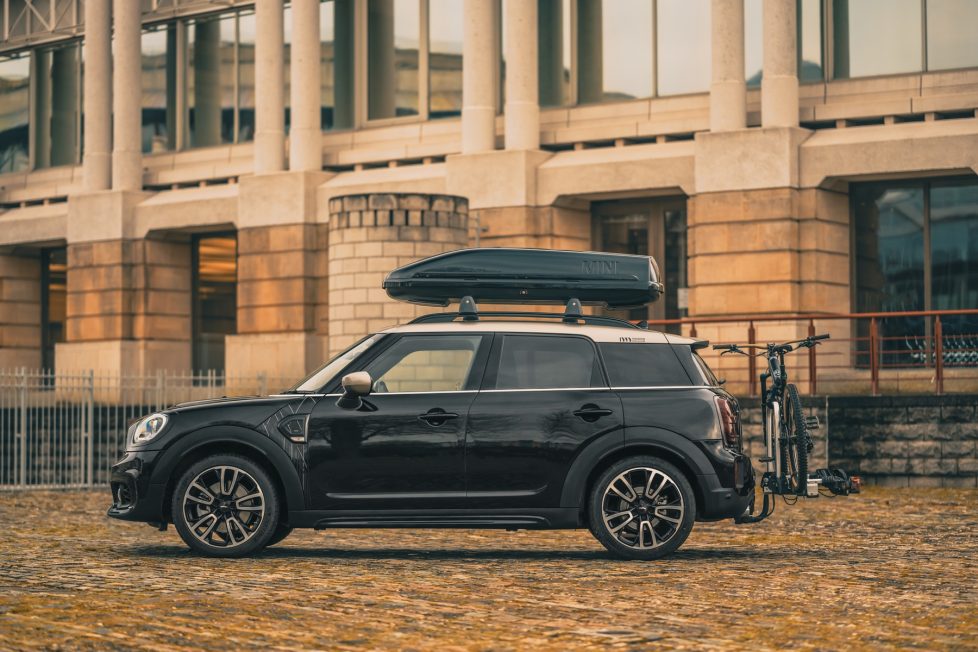 MINI UK Announces Shadow Edition Countryman & Clubman - MotoringFile