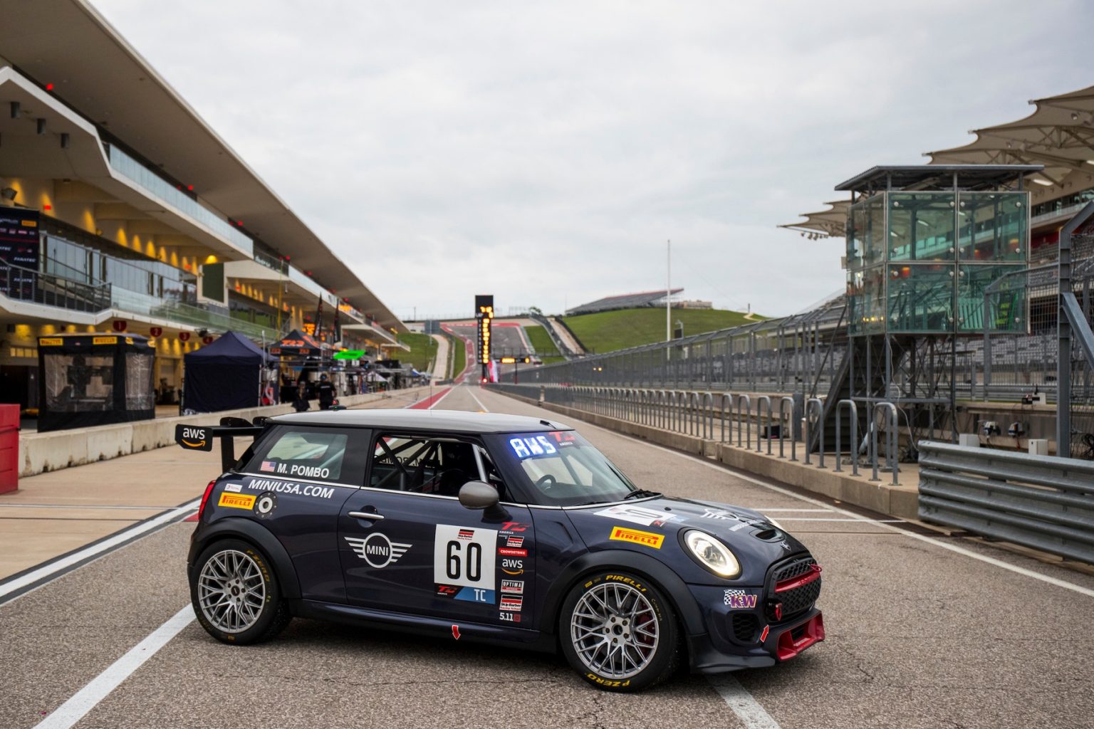 The New Wide-Body MINI JCW Race Car In Detail - MotoringFile