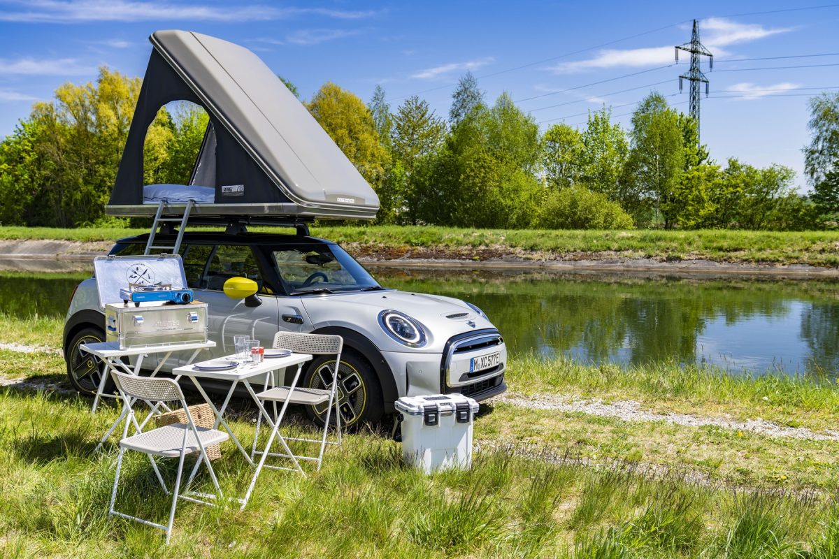 Camping with the Electric MINI Cooper SE - MotoringFile