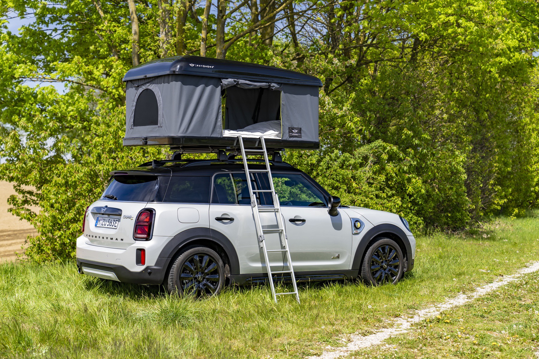 Camping with the Electric MINI Cooper SE - MotoringFile