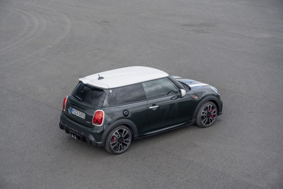 World Premier: The MINI Anniversary Edition - MotoringFile