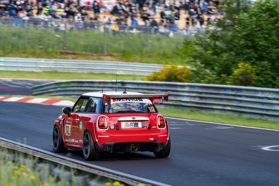 MINI is Racing at the Nurburgring 24 Hours And Here's How You Can Watch ...