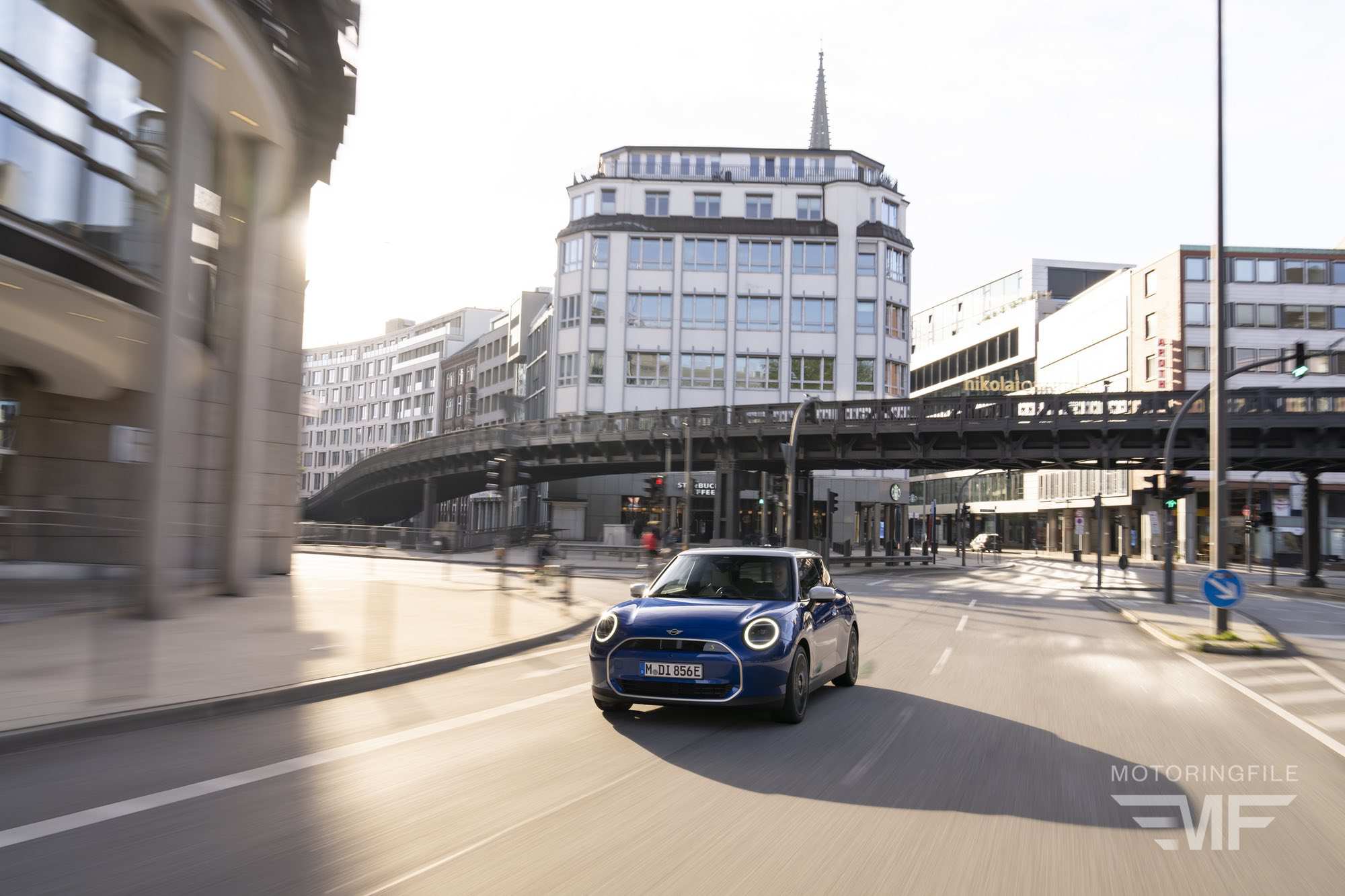 J01_245-electric-mini-cooper-ev - MotoringFile