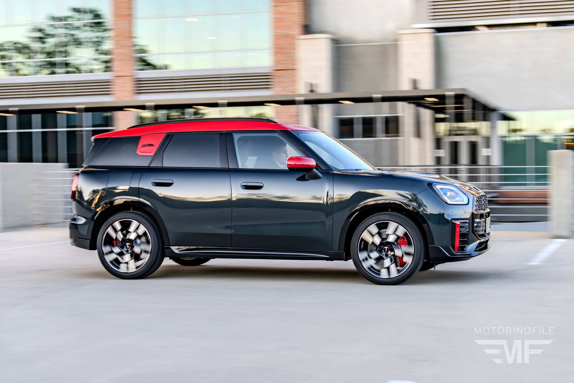 U25_MINI_JCW_Countryman_ALL4_112023_00004b - MotoringFile