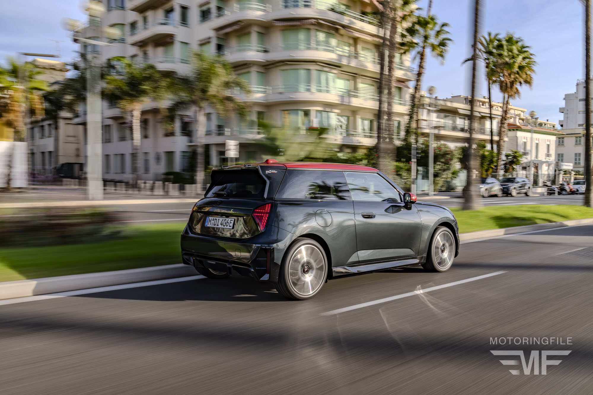 J01_JCW_2980 - MotoringFile