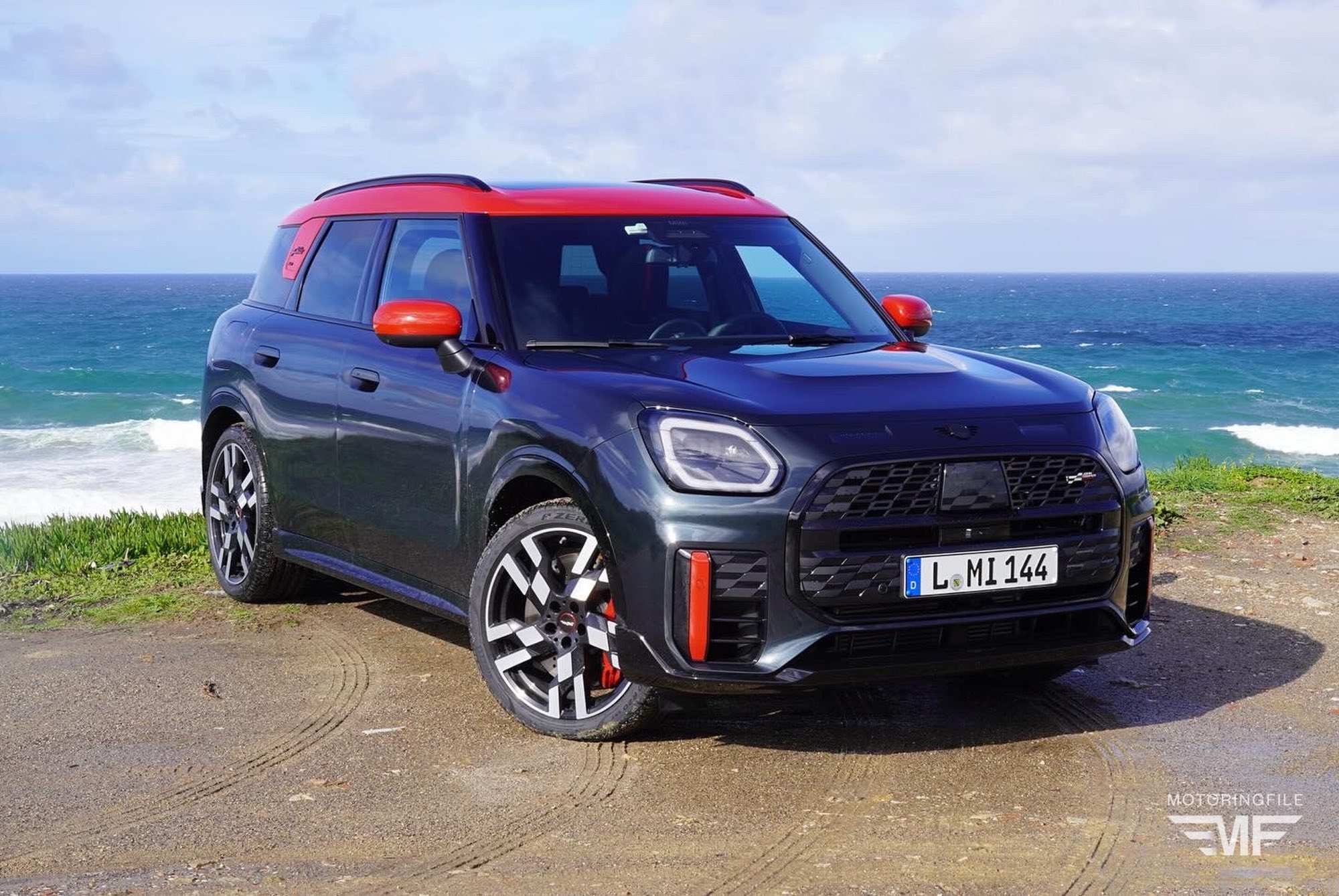 U25_JCW_03004C - MotoringFile