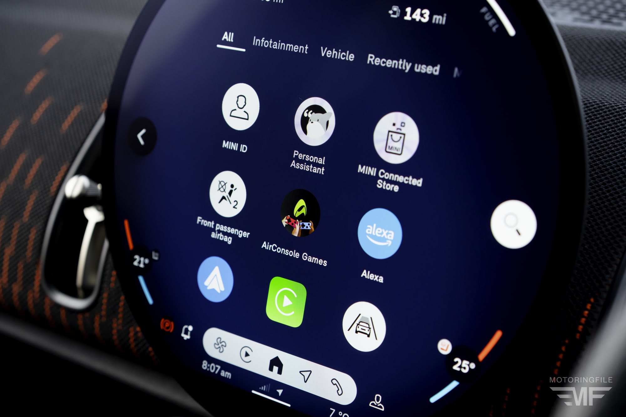 Video: MINI's Circular Display & OS9 Re-Imagines The Automotive Digital ...