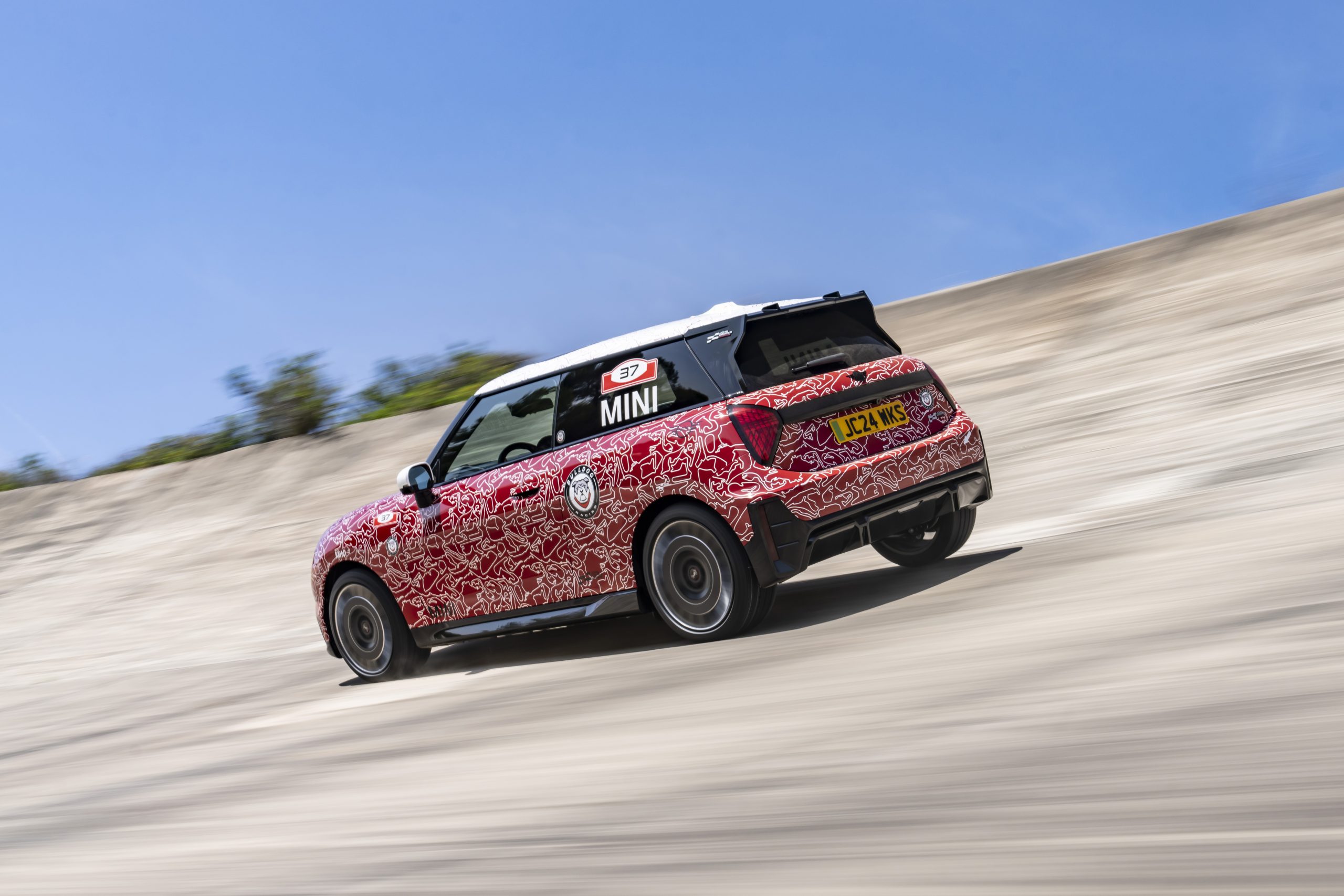 J01_JCW_78 - MotoringFile