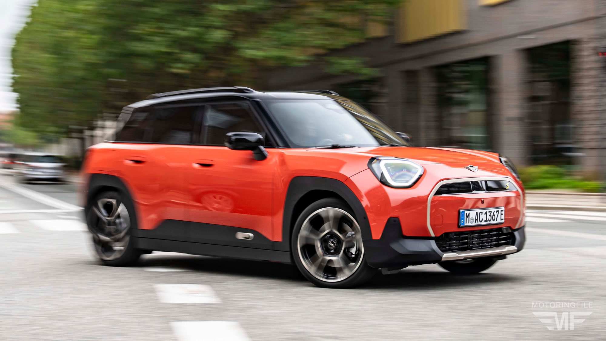 MINI_Aceman_SE_Rebel_Red__00033 - MotoringFile