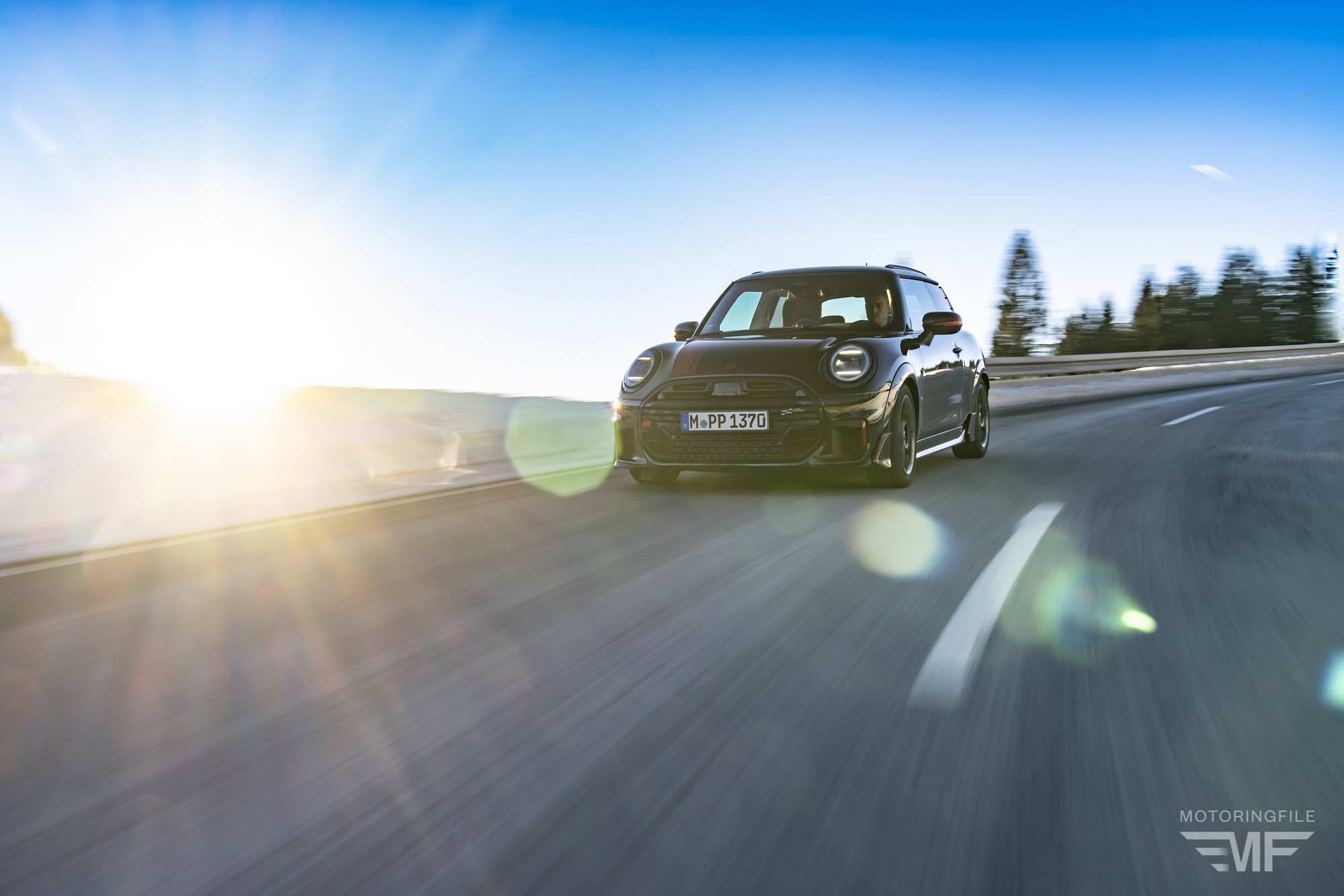 F66_JCW_accessories_85061 - MotoringFile