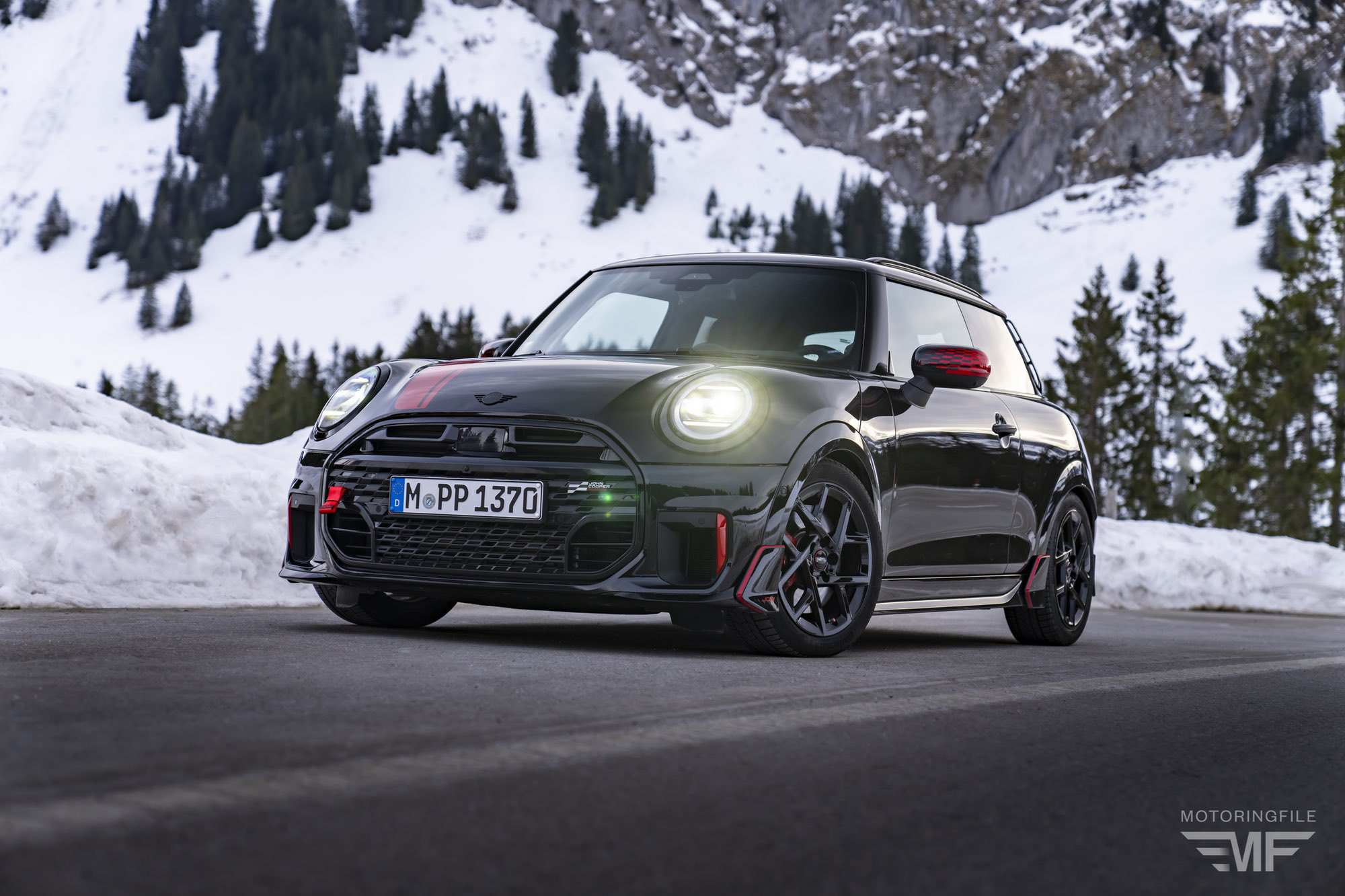 First Look: 2025 MINI Cooper JCW Performance Accessories - MotoringFile